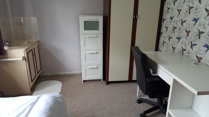 'Super, single study bedroom, close to Aston uni' Room to Rent from ...