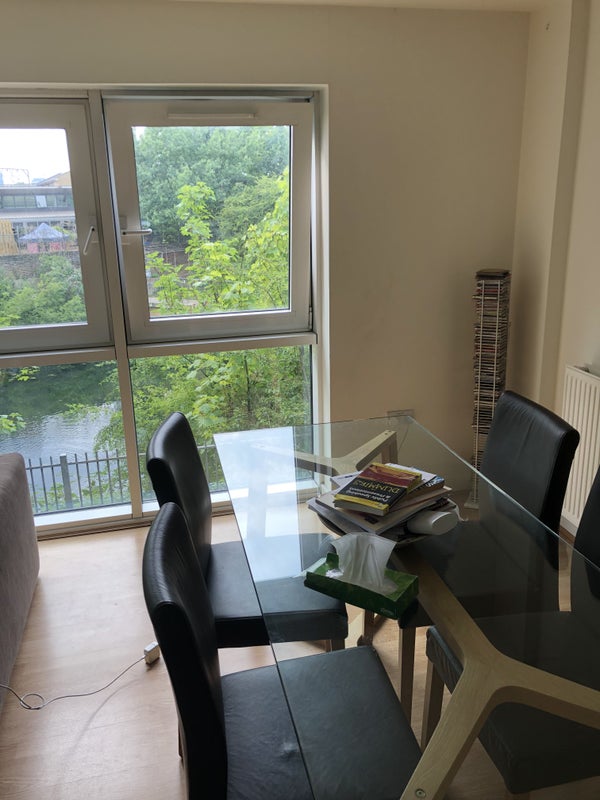 'Superb Ensuite room in Limehouse' Room to Rent from SpareRoom