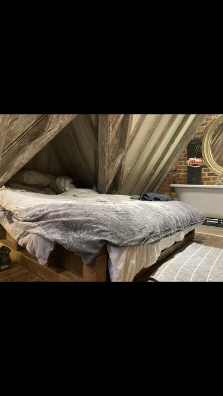 'Stunning period coachhouse' Room to Rent from SpareRoom