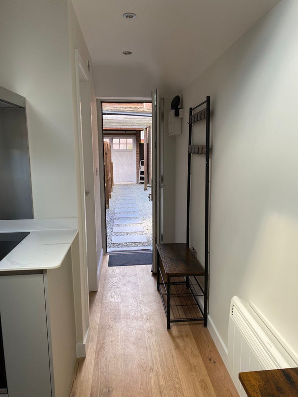 'Self Contained Accommodation - Own Entrance' Room to Rent from SpareRoom