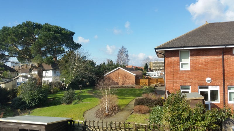 'Stunning double bedroom Oxford Cowley centre' Room to Rent from SpareRoom