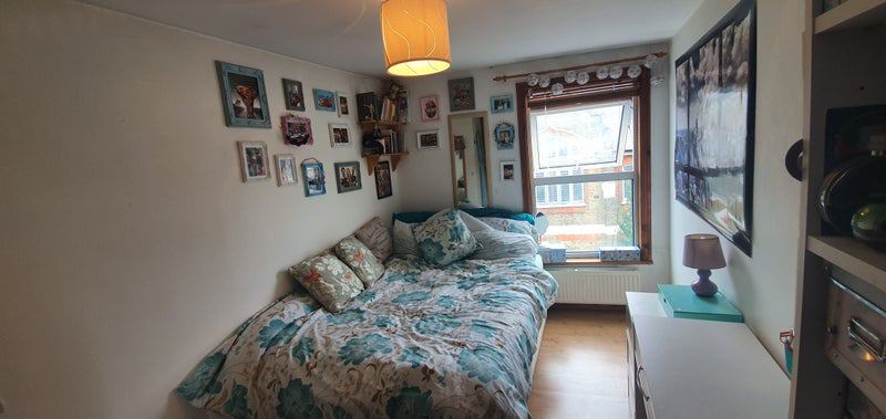 'Good sized single occupancy room in Brixton flat' Room to Rent from ...