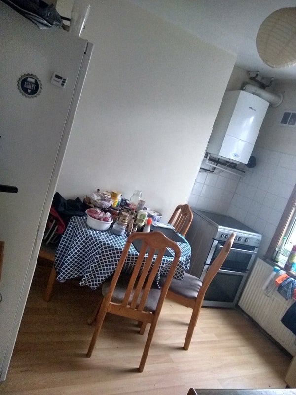 'Good sized single occupancy room in Brixton flat' Room to Rent from ...