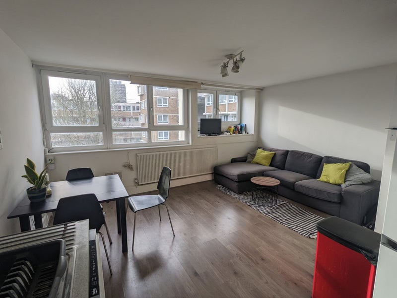 'Bright + spacious double near Clapham Junction' Room to Rent from ...