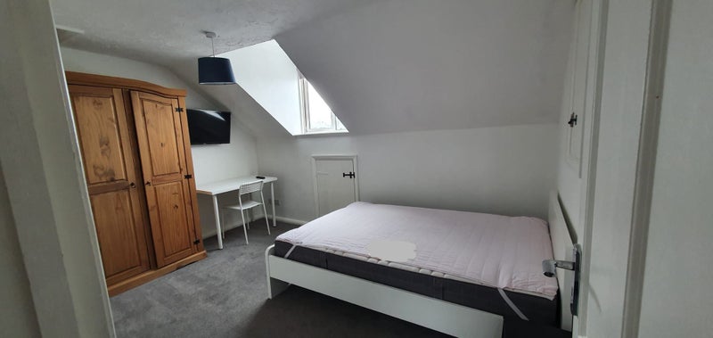 'NR1 - Large double Bedroom - Single Occupancy ' Room to Rent from ...