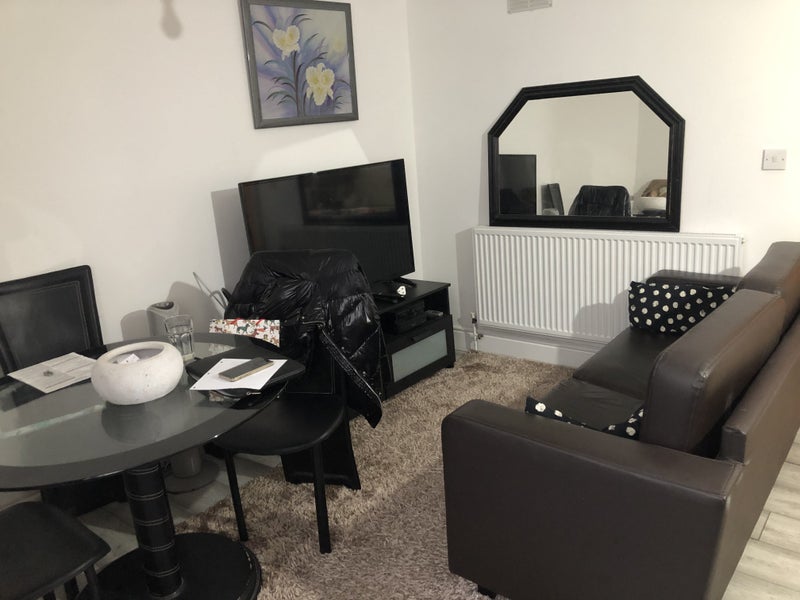 'Beautiful cosy one bedroom flat' Room to Rent from SpareRoom