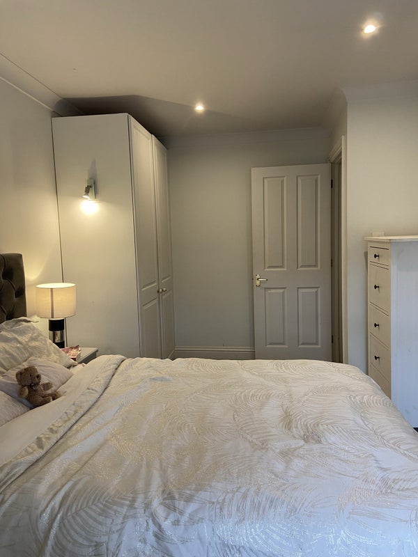 'Bright, spacious 1 bedroom flat in Forest Hill' Room to Rent from ...