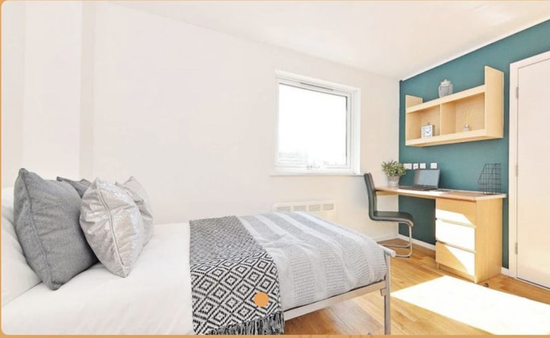 'Student Platinum ensuite Room available Manchester' Room to Rent from ...