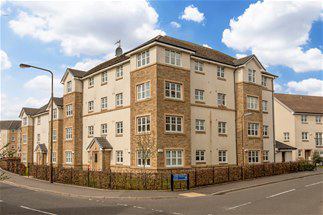 'Lovely Double Room in Bathgate, Wester Inch ' Room to Rent from SpareRoom