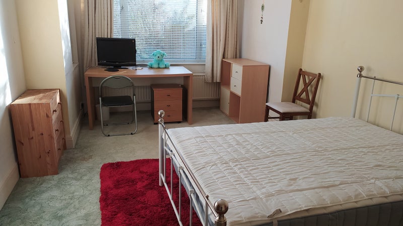'Very Large double bedroom shared house FIlton' Room to Rent from SpareRoom