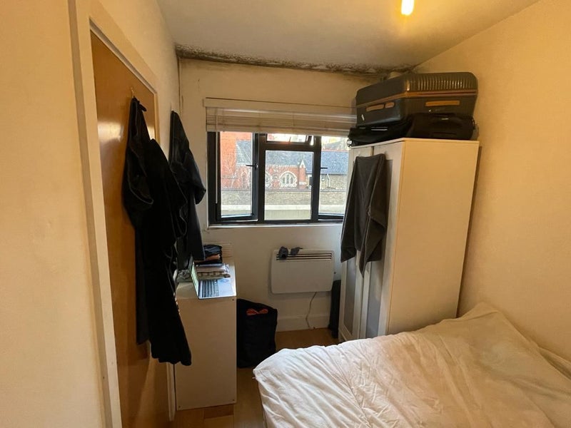 '2 bed apartment near Royal London Hospital' Room to Rent from SpareRoom