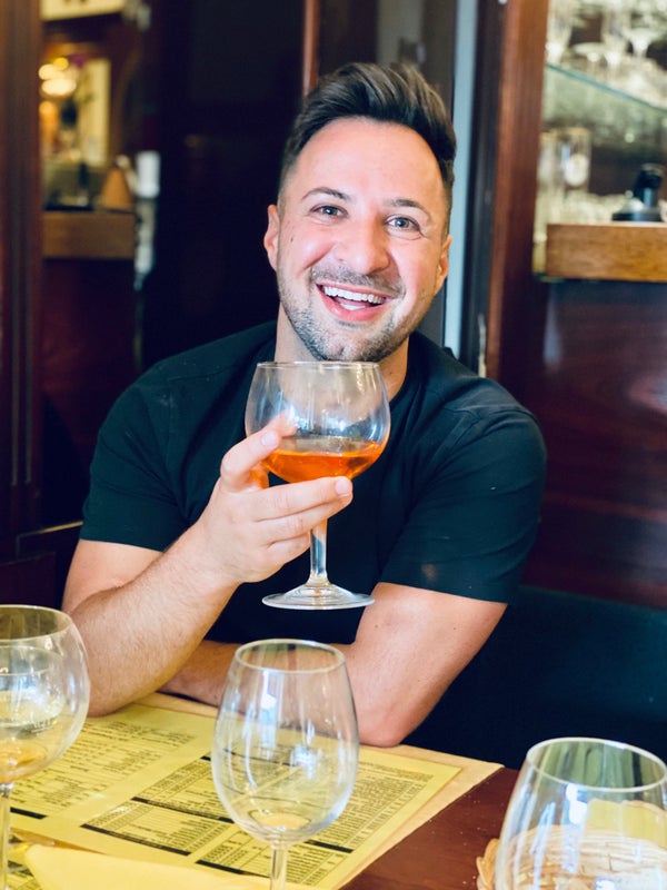 'Professional 34 year old :)' Flatmate from SpareRoom