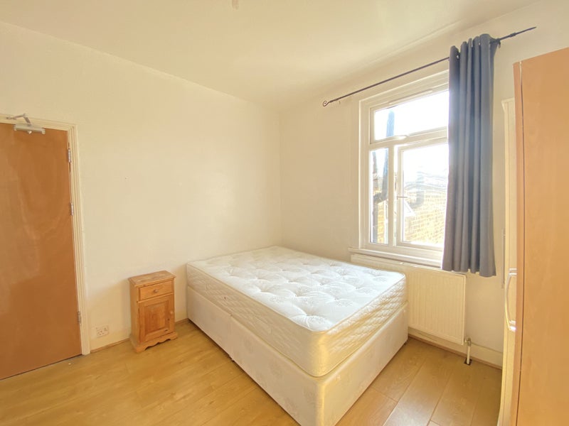 'Selection Of Rooms To Rent Muswell Hill N10 1Lr' Room to Rent from ...