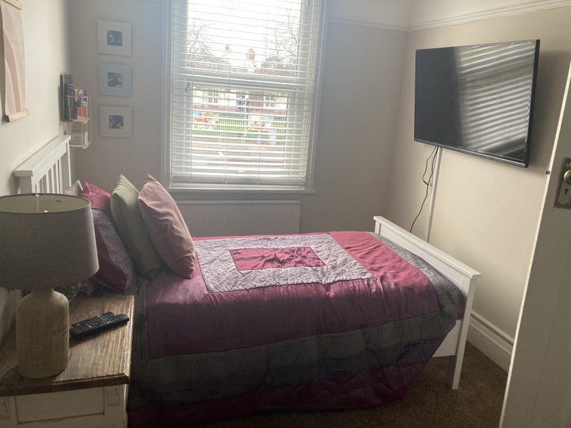 'Large single room' Room to Rent from SpareRoom