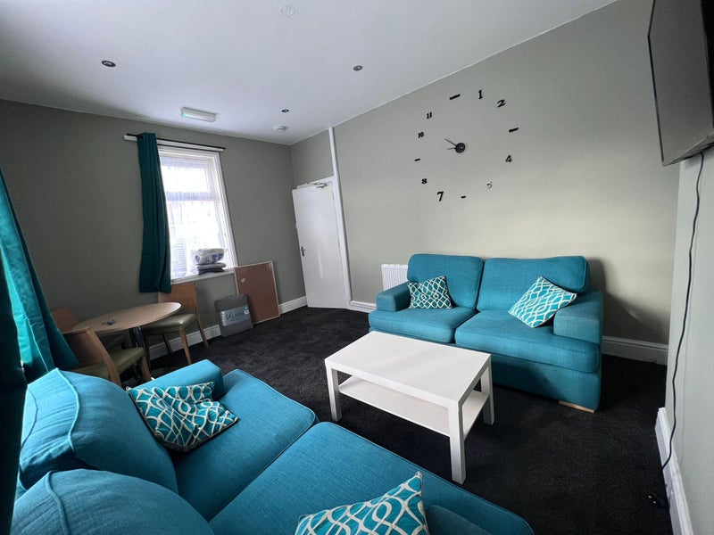 'Rooms for Homeless Available all over Birmingham ' Room to Rent from ...