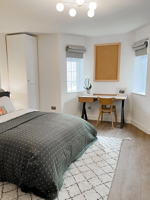 'Luxury self contained - **holiday/short let**' Room to Rent from SpareRoom