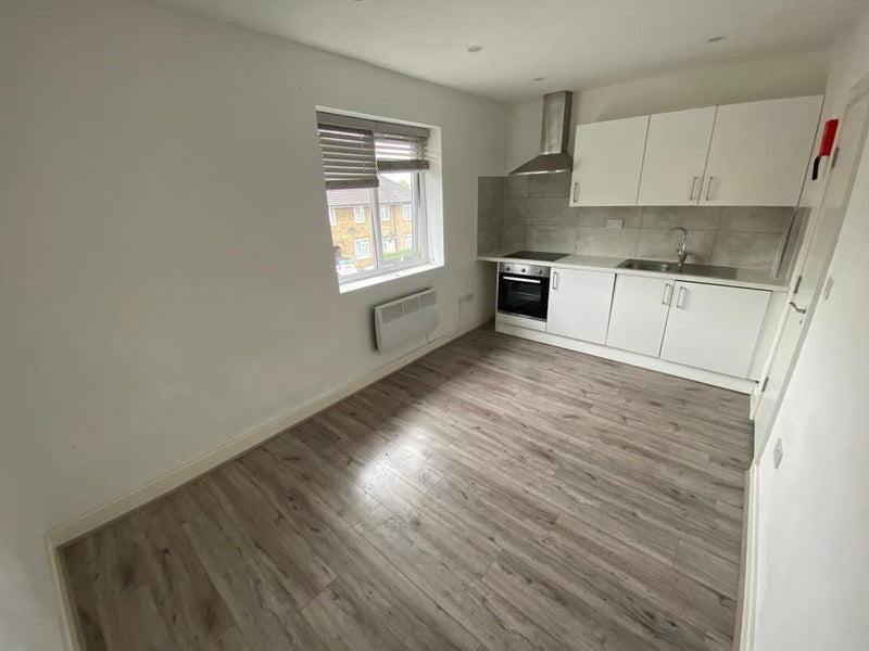 '22 Otterden Street, SE6 ' Room to Rent from SpareRoom