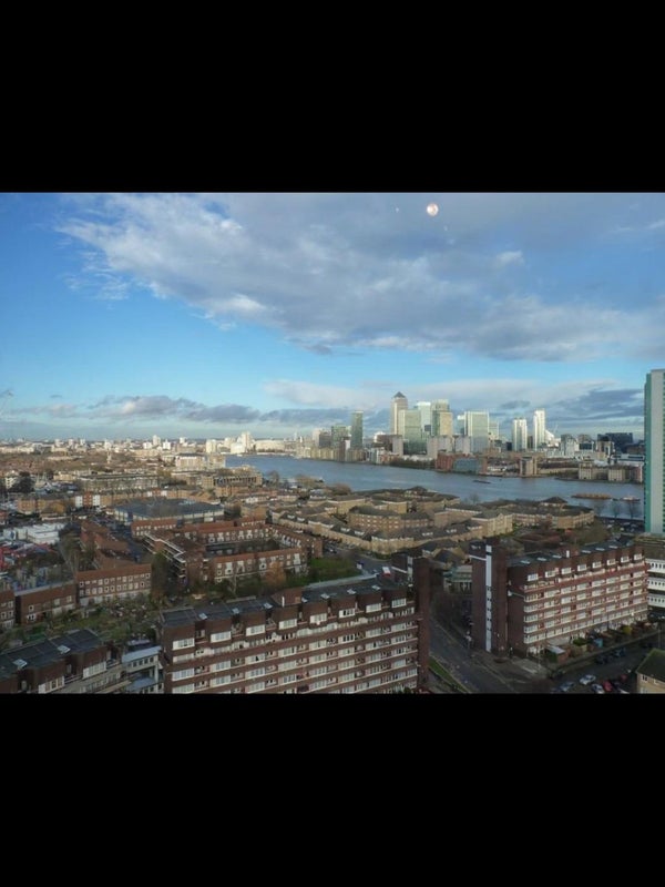 '2 Bed Duplex, Eddystone Tower, Canada' Room to Rent from SpareRoom