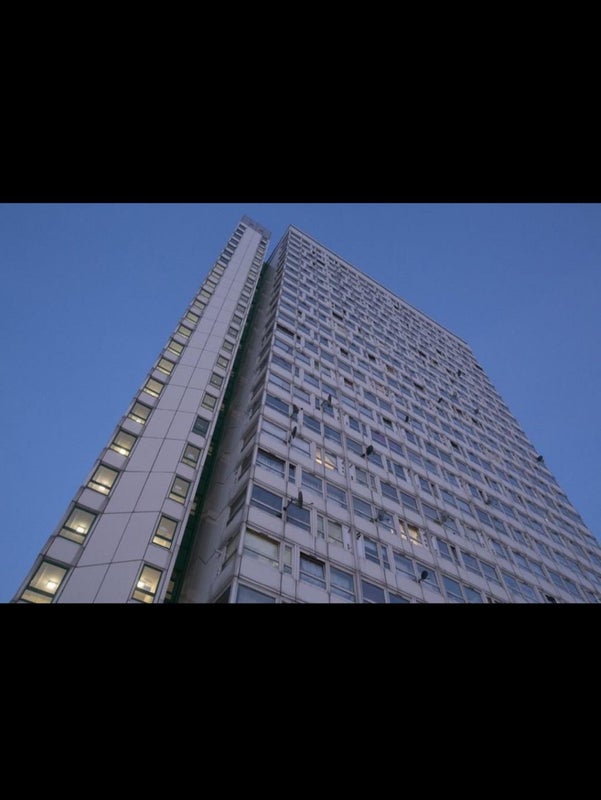 '2 Bed Duplex, Eddystone Tower, Canada' Room to Rent from SpareRoom