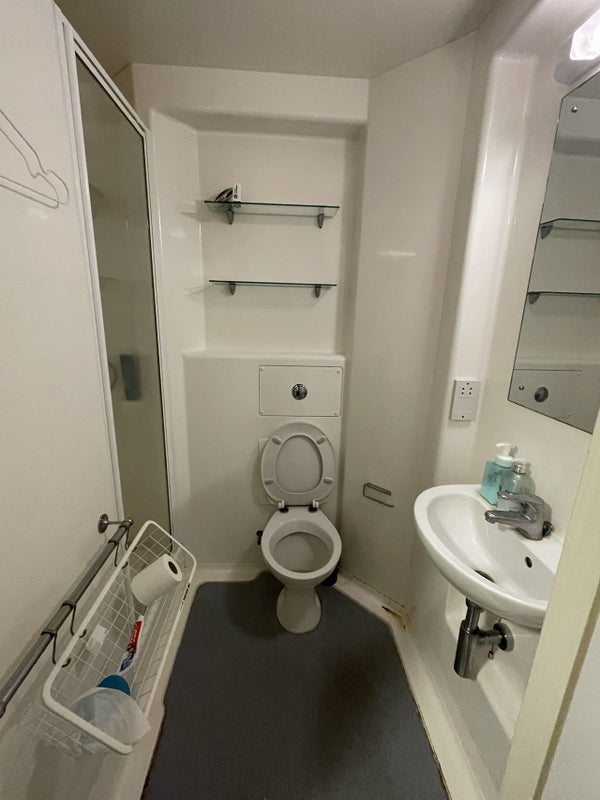 'For rent Moonraker Point, Student Apartments' Room to Rent from SpareRoom