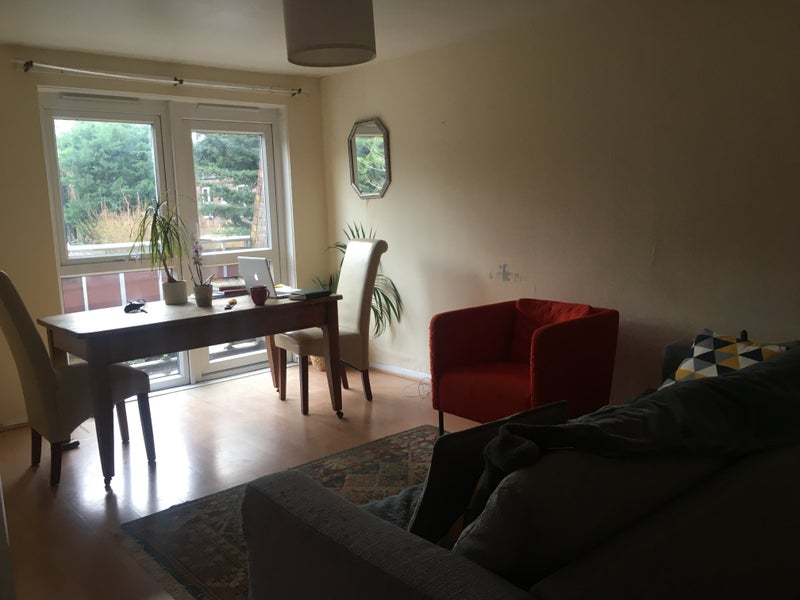 'Single room in 2 level split flat' Room to Rent from SpareRoom