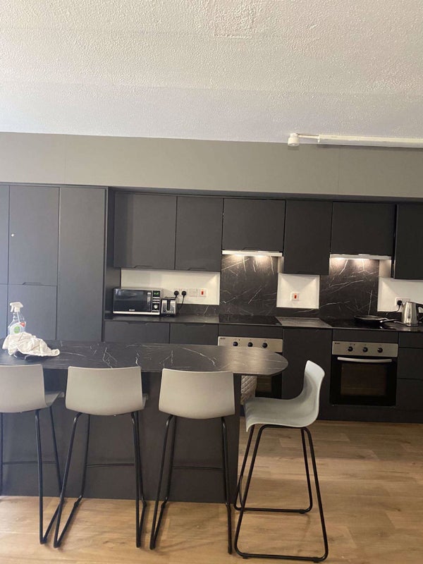'New Medlock House, En-suite student accomadation' Room to Rent from ...