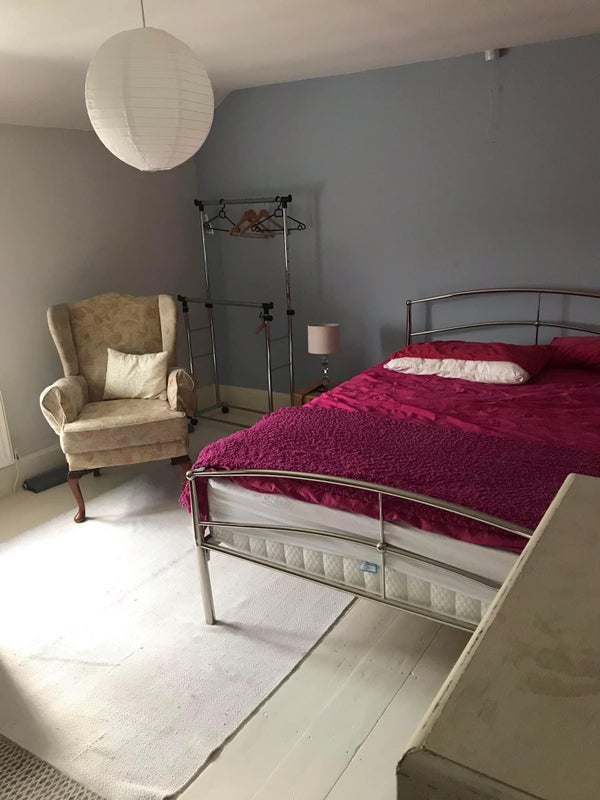 'Large double top floor room to rent' Room to Rent from SpareRoom