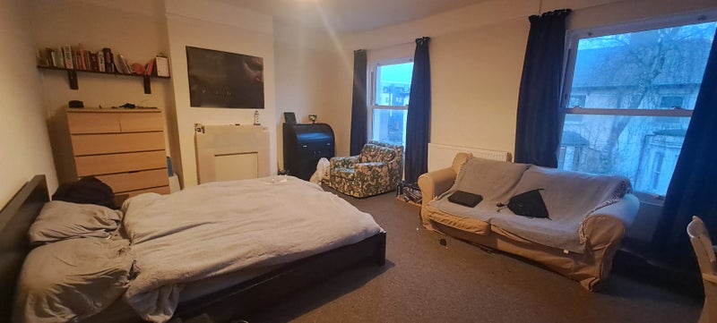 'Spacious Double Bed in 2 Person House' Room to Rent from SpareRoom