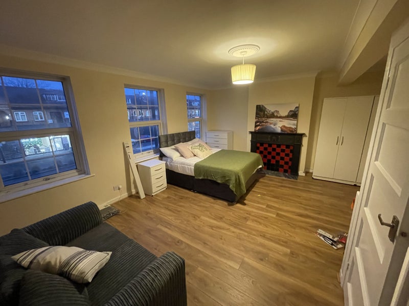 'A lovely 4 terraced house in Pinner' Room to Rent from SpareRoom