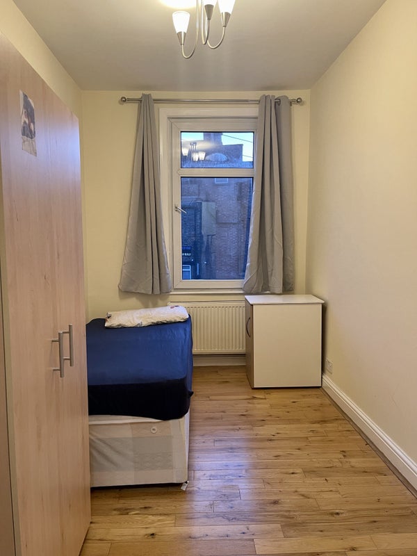 'Single room at Harrow Wealdstone' Room to Rent from SpareRoom