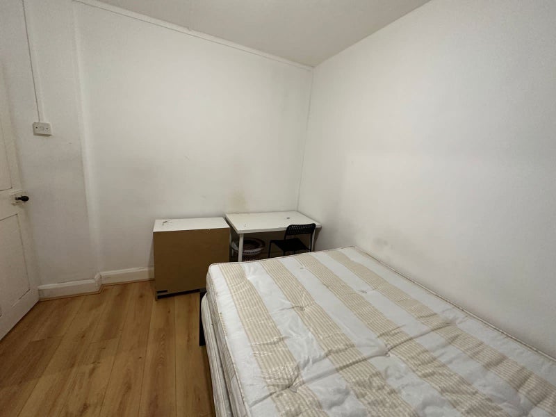 'Amazing house with best flatmates' Room to Rent from SpareRoom