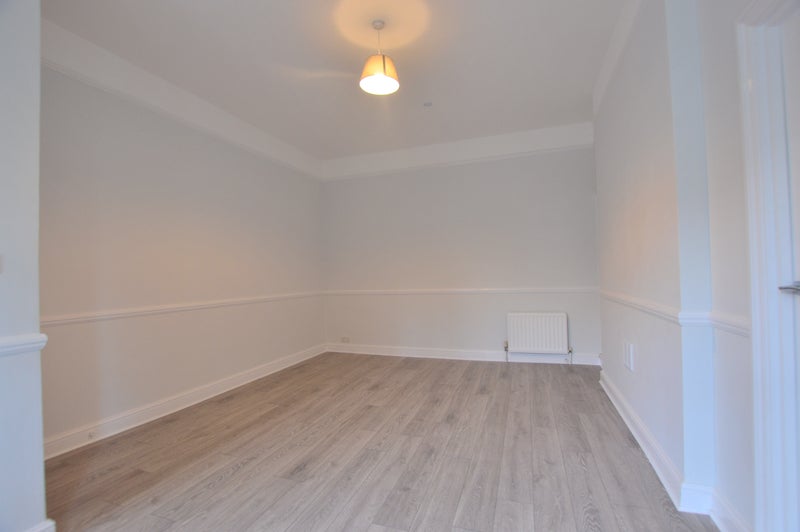'Newly refurbished studio flat in Crystal Palace ' Room to Rent from ...