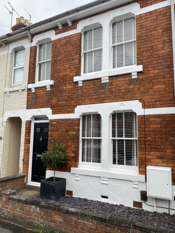 'Single bed in lovely double room Mon - Fri only' Room to Rent from ...