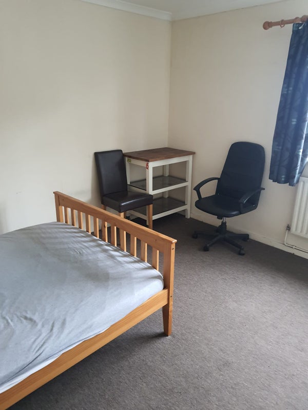'Lodger for a spacious double room' Room to Rent from SpareRoom