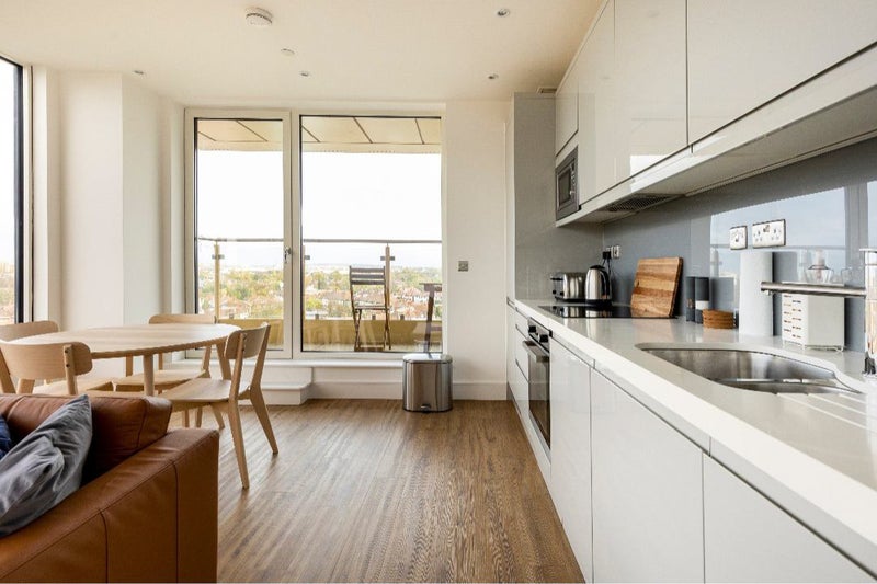 'Fully furnished new apartment ' Room to Rent from SpareRoom