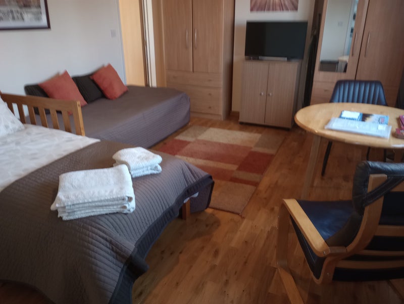 'Self contained studio annexe' Room to Rent from SpareRoom