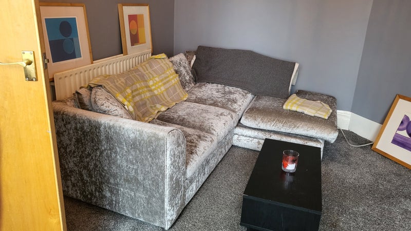 'Armley Park - Large Double' Room to Rent from SpareRoom