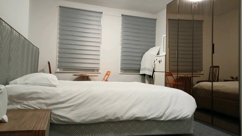 'Sharing room available for short or long term ' Room to Rent from ...