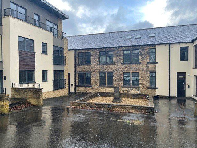 'Waterloo Mills, Huddersfield' Room to Rent from SpareRoom