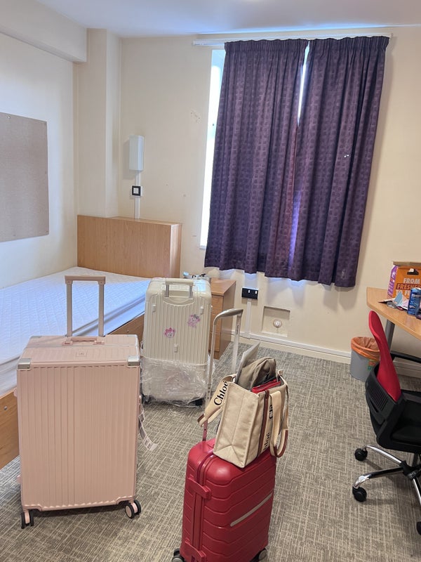'UOL College Hall (en-suite, catered)' Room to Rent from SpareRoom