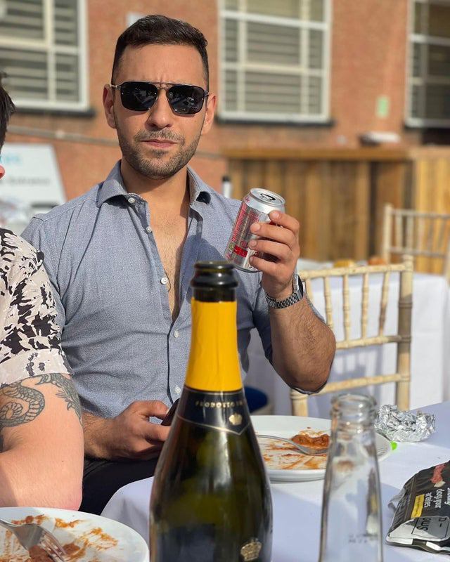 'PCGames/Memes/Gym - Greek Guy looking for a room' Flatmate from SpareRoom