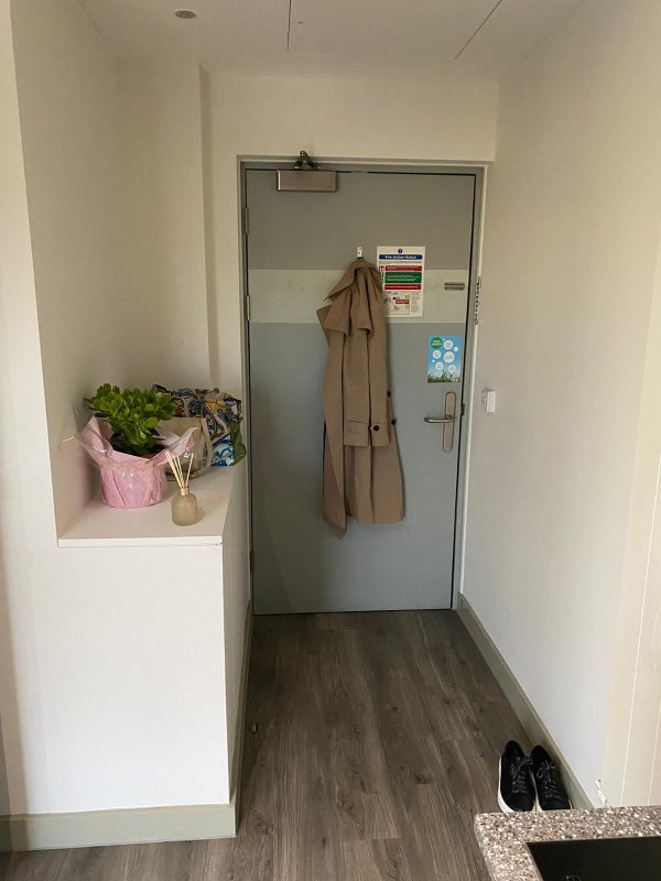 'Studio GOLD PLUS in Chapter Kings Cross' Room to Rent from SpareRoom