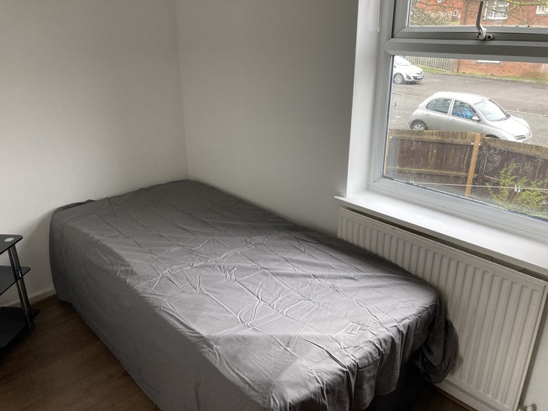 'Lovely single room to let' Room to Rent from SpareRoom