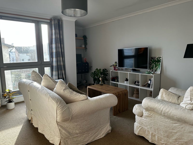 'Room available in 2 bed flat' Room to Rent from SpareRoom