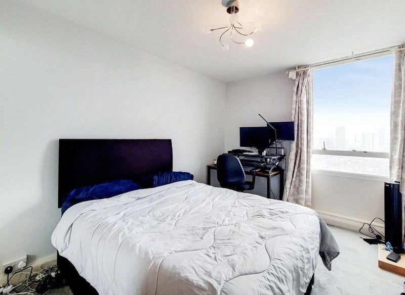 'Big Double Room in Clapham Junction ' Room to Rent from SpareRoom