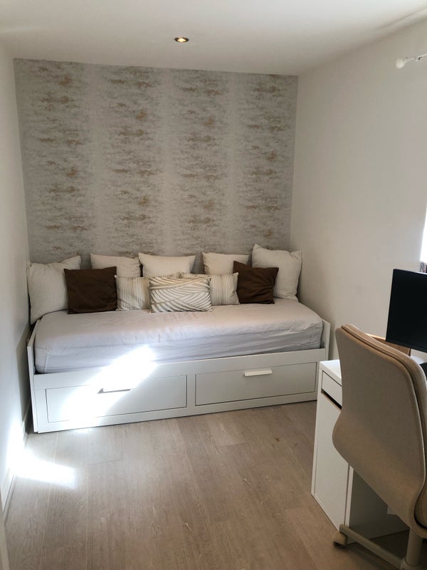 'Double room for rent in a 2 bed / 2 bath house. ' Room to Rent from ...