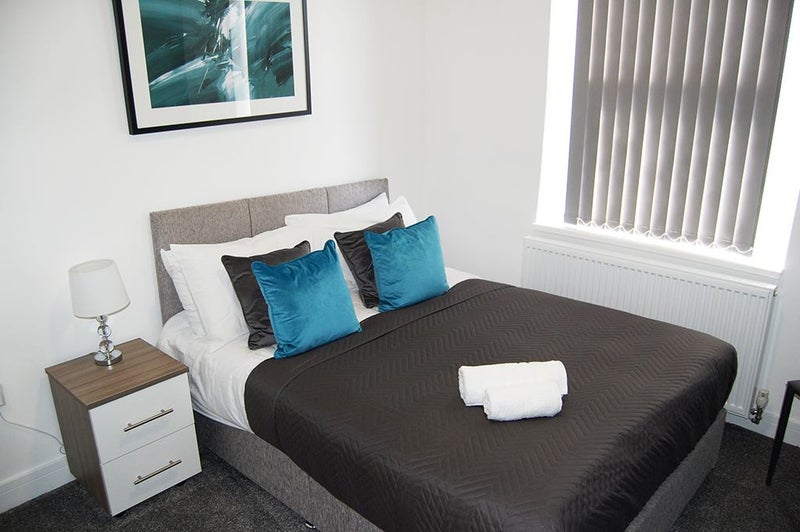 'Four Spacious Double En-Suites With Good Access' Room to Rent from ...