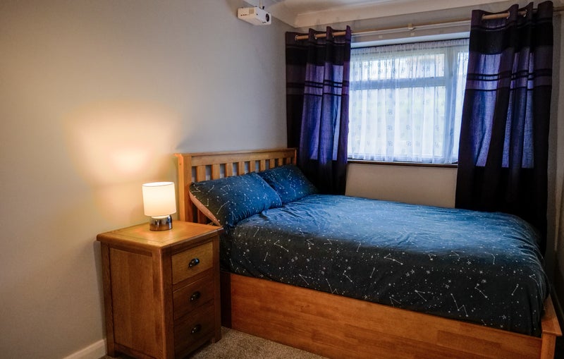 'Double Room in Cosey house' Room to Rent from SpareRoom