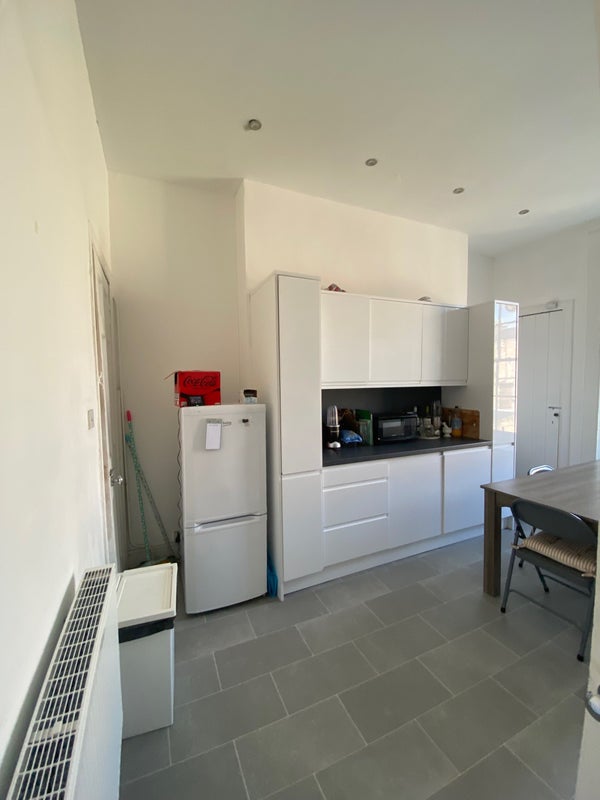 'Gorgeous city centre flat share ' Room to Rent from SpareRoom