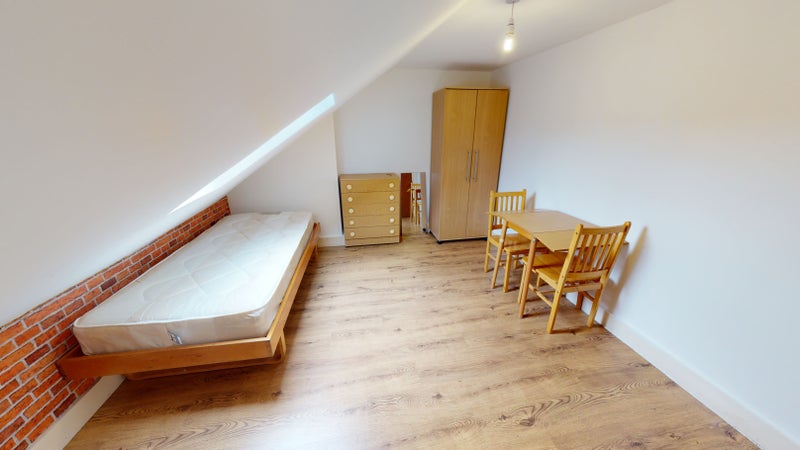 'Fantastic Single Room in N22' Room to Rent from SpareRoom